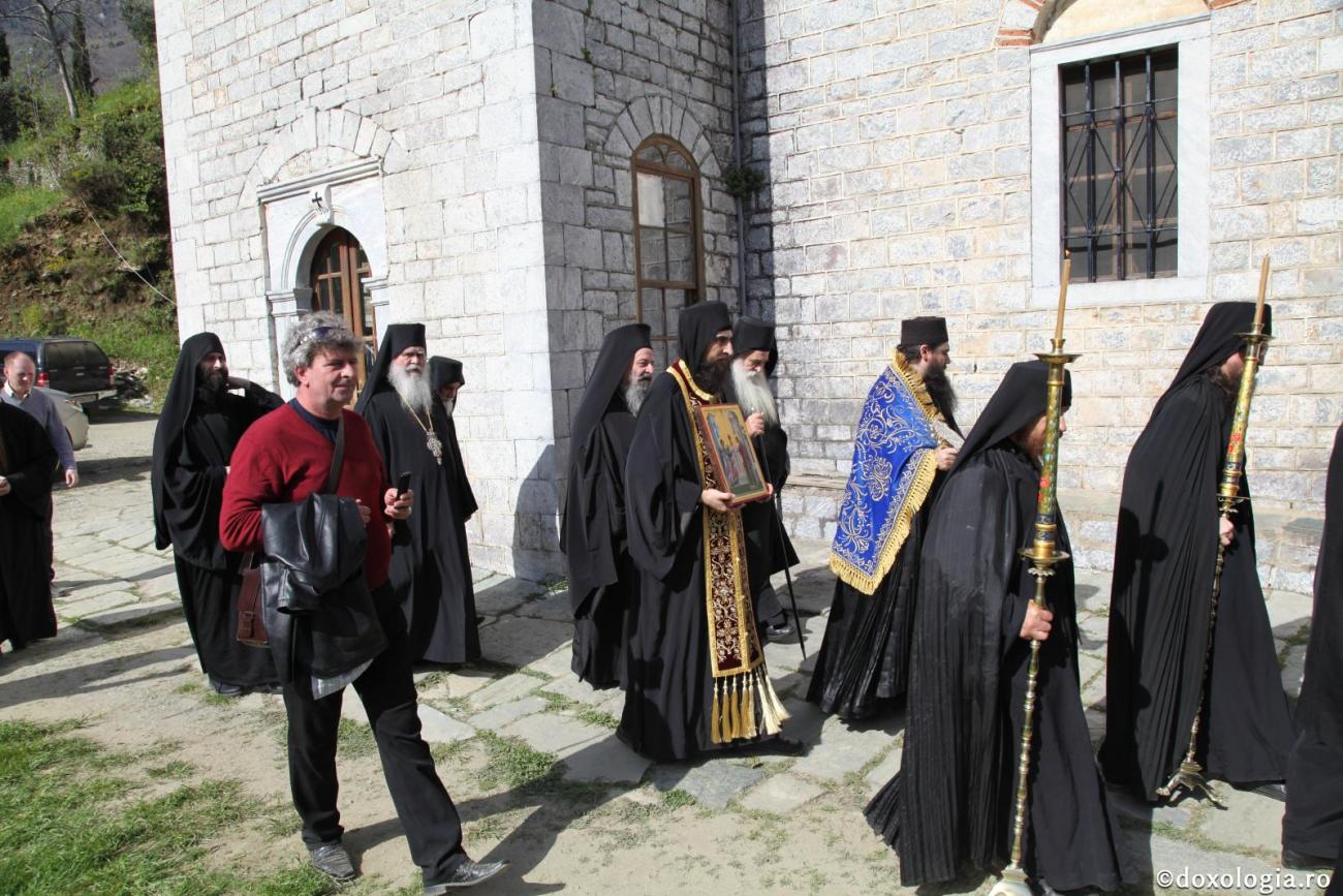 A propósito del “uniforme” del monje | Doxologia.org